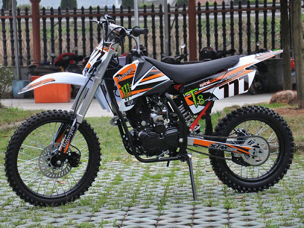 Dirt Bike 250cc Crosser (Udgået)